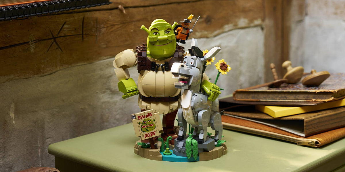 LEGO Shrek Sets Revealed: Shrek, Donkey & Puss in Boots (72423 ...