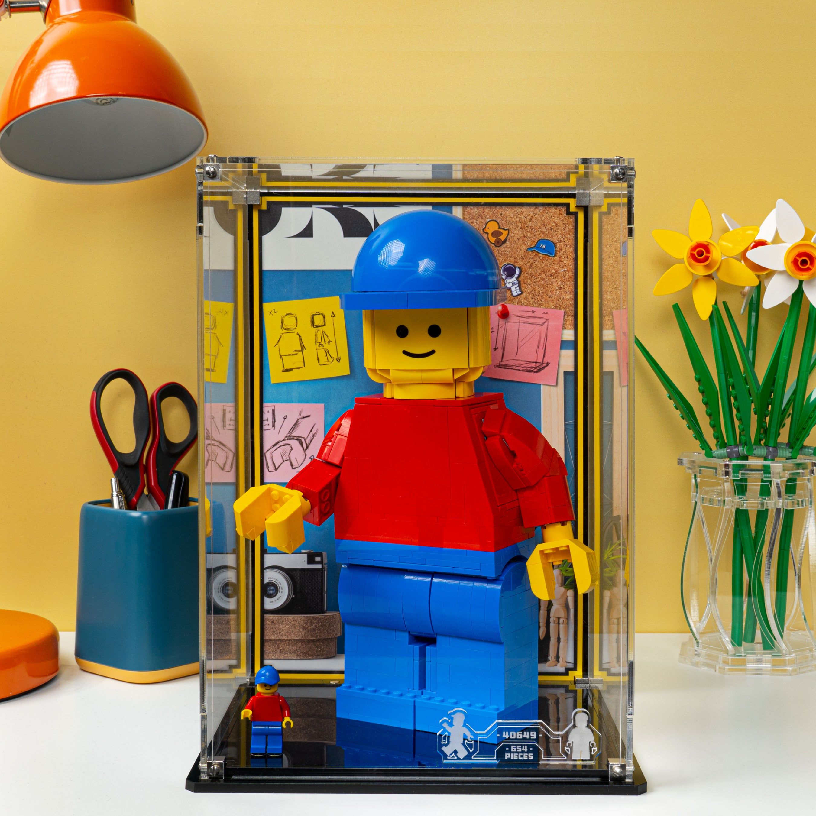 Display Case for Up-Scaled LEGO Minifigure 40649 — Wicked Brick