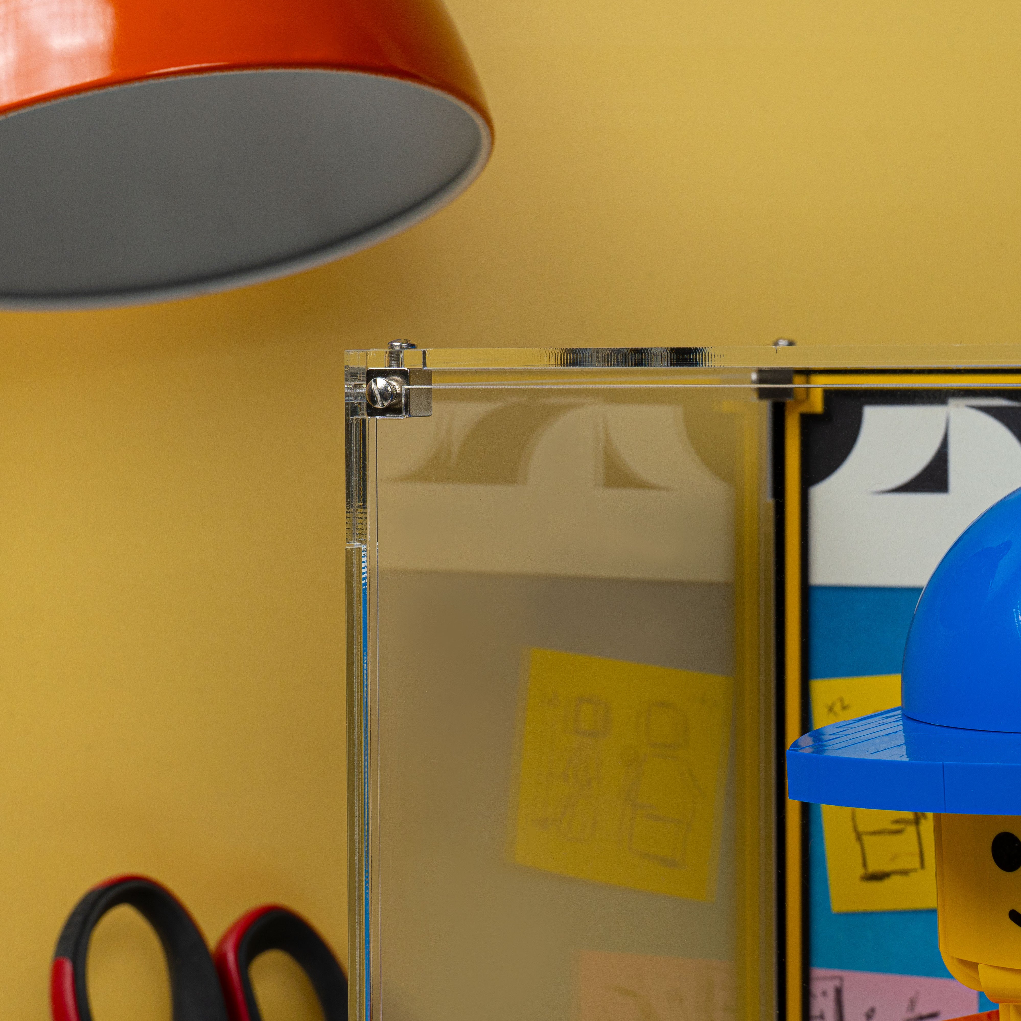 Display Case for Up-Scaled LEGO Minifigure 40649 — Wicked Brick