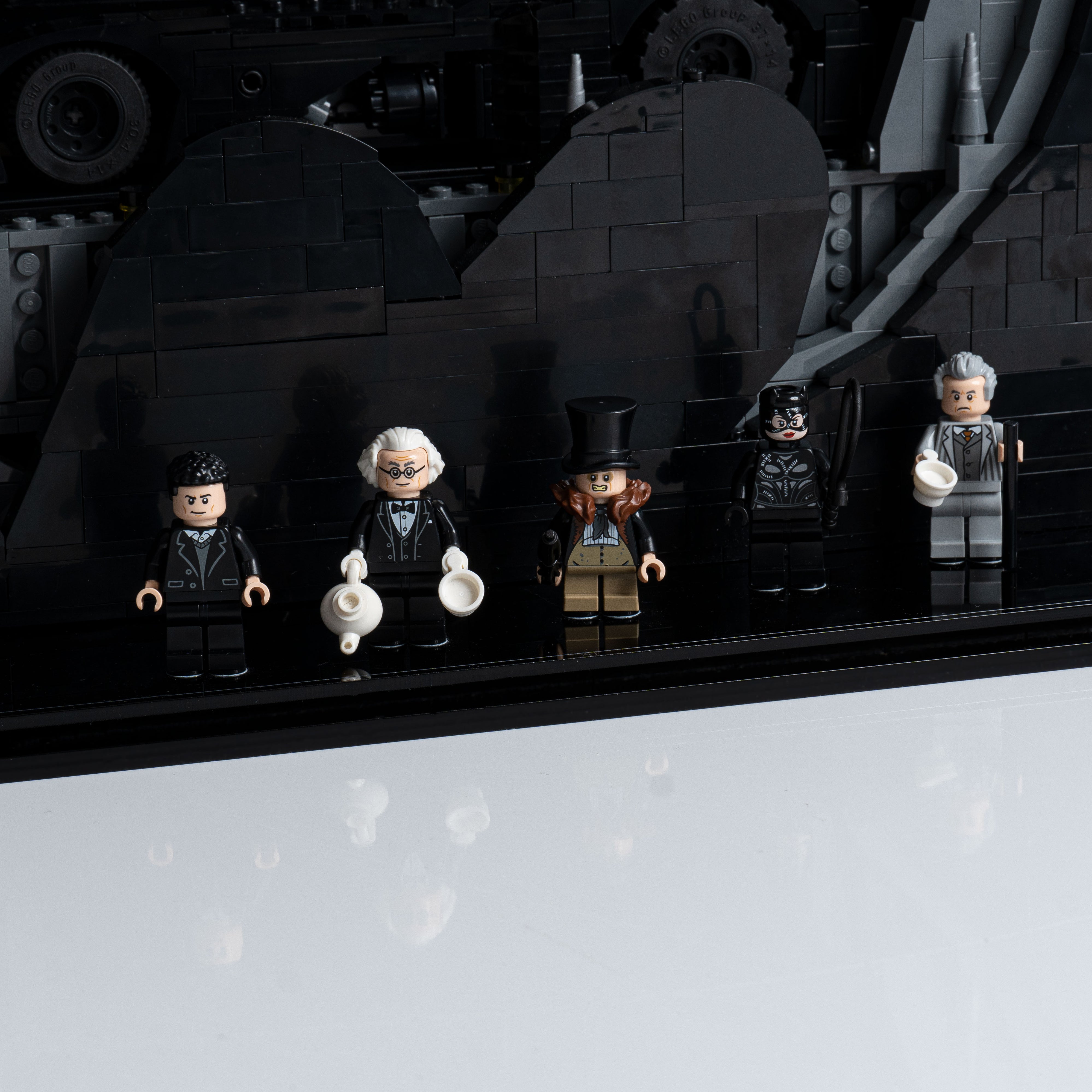 Display Case for LEGO® Batcave™ Shadow Box (76252) — Wicked Brick