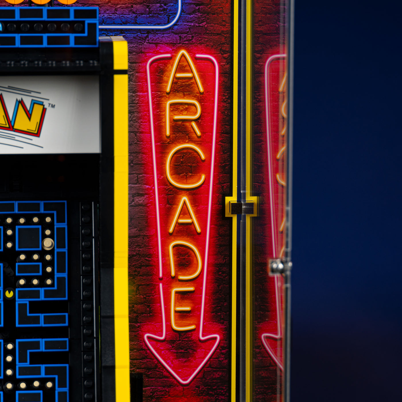 Display Case for LEGO PAC-MAN Arcade 10323 — Wicked Brick