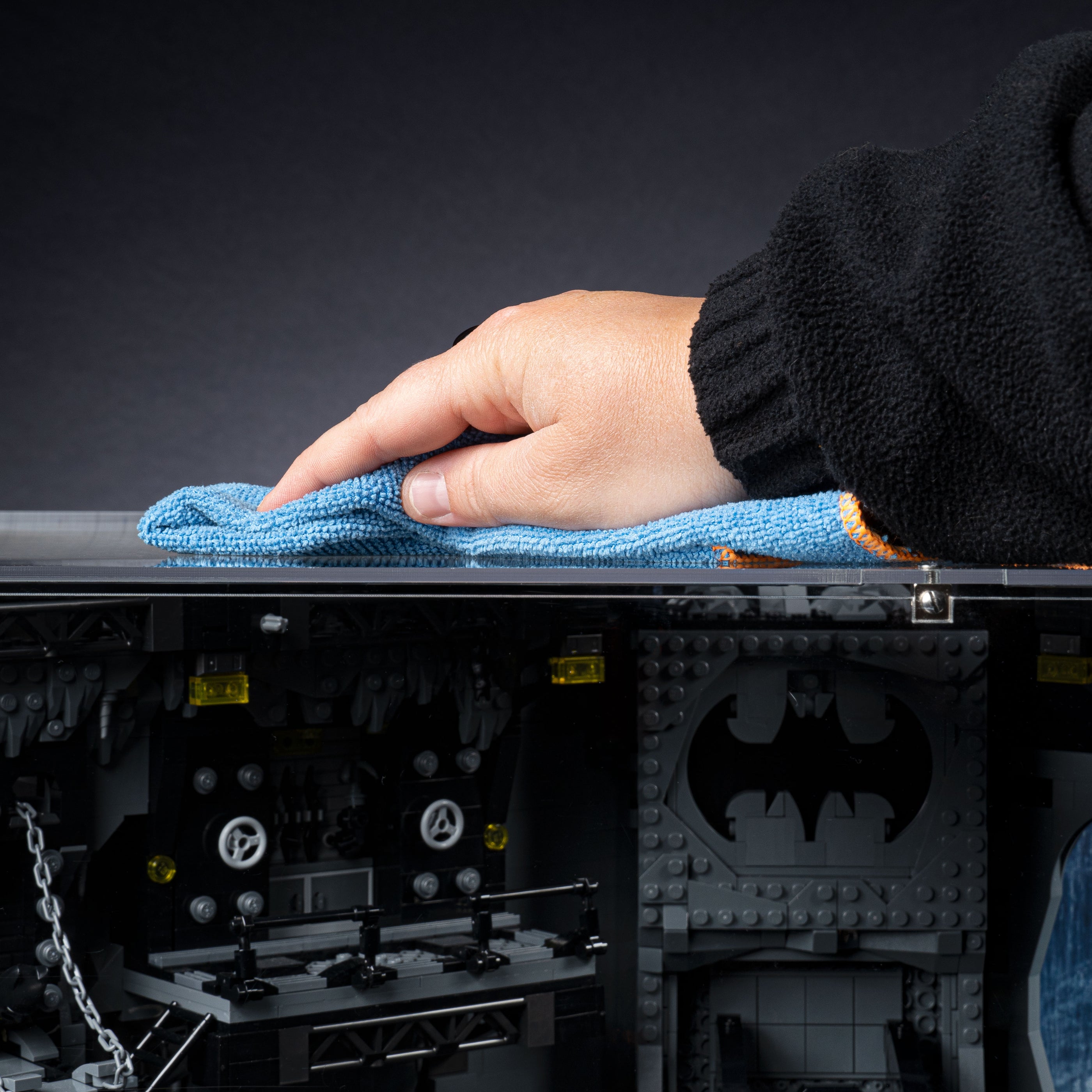 Limited Edition Display Case for LEGO® Batcave™ Shadow Box (76252 ...