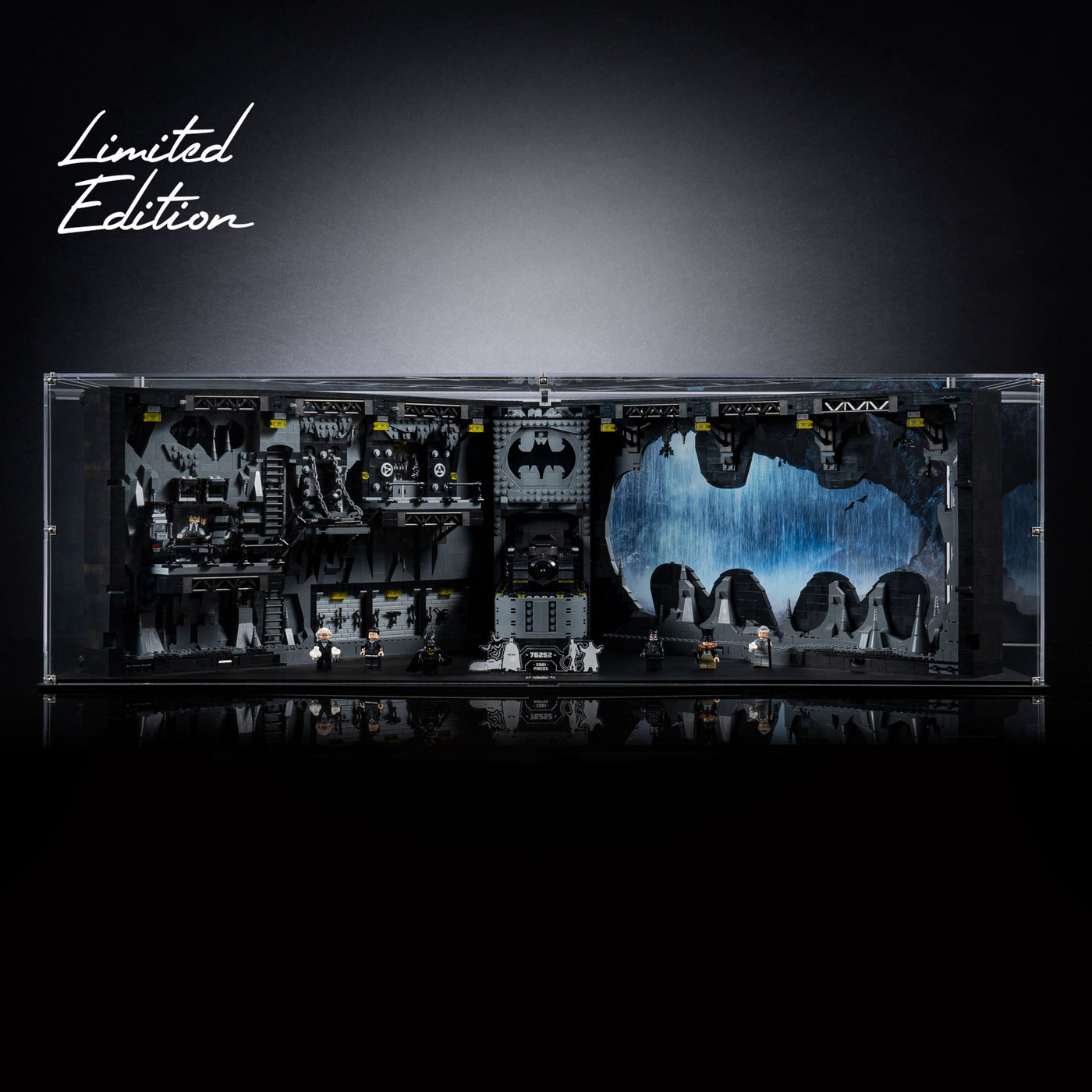Limited Edition Display Case for LEGO® Batcave™ Shadow Box (76252 ...