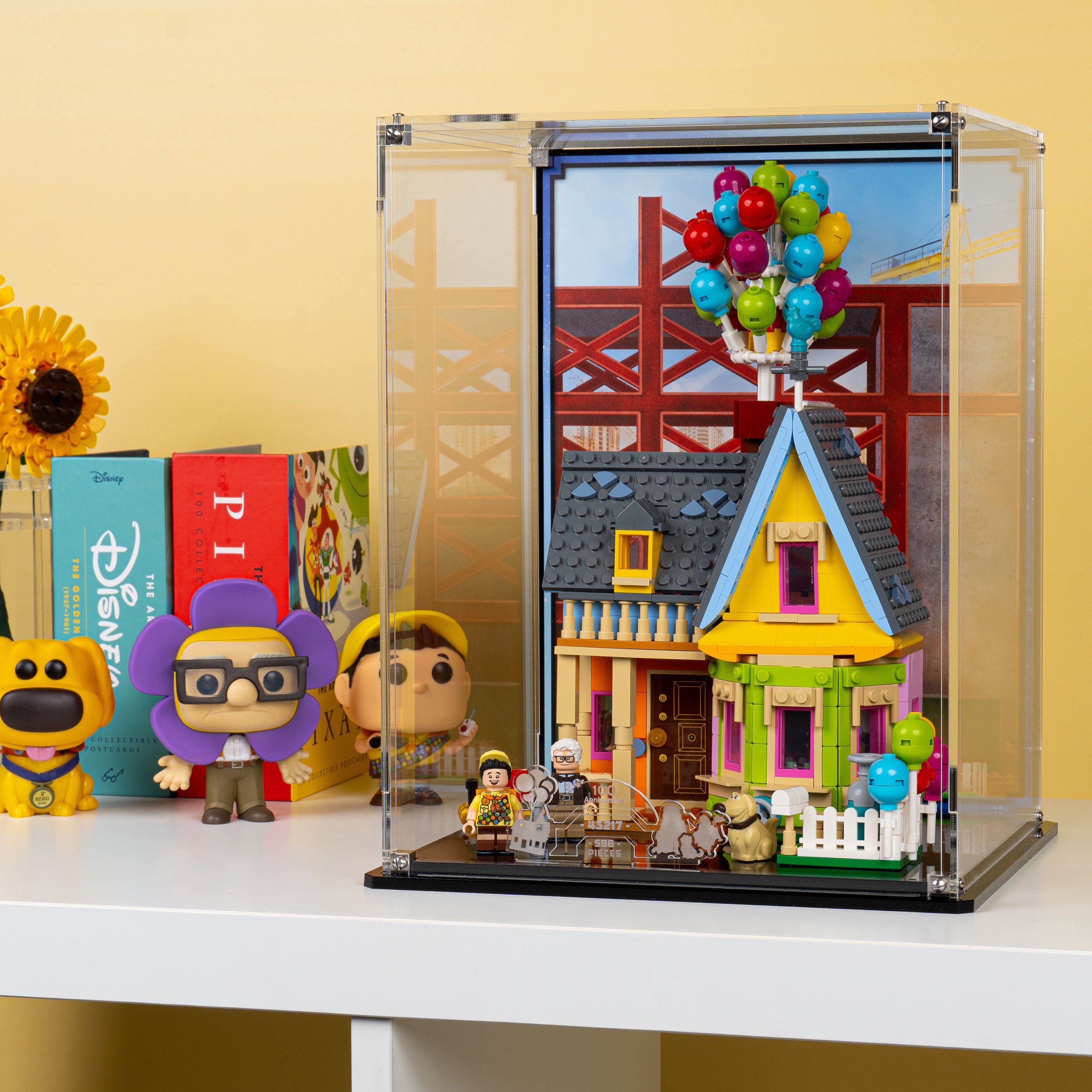 Display case for LEGO® ‘Up’ House (43217) — Wicked Brick