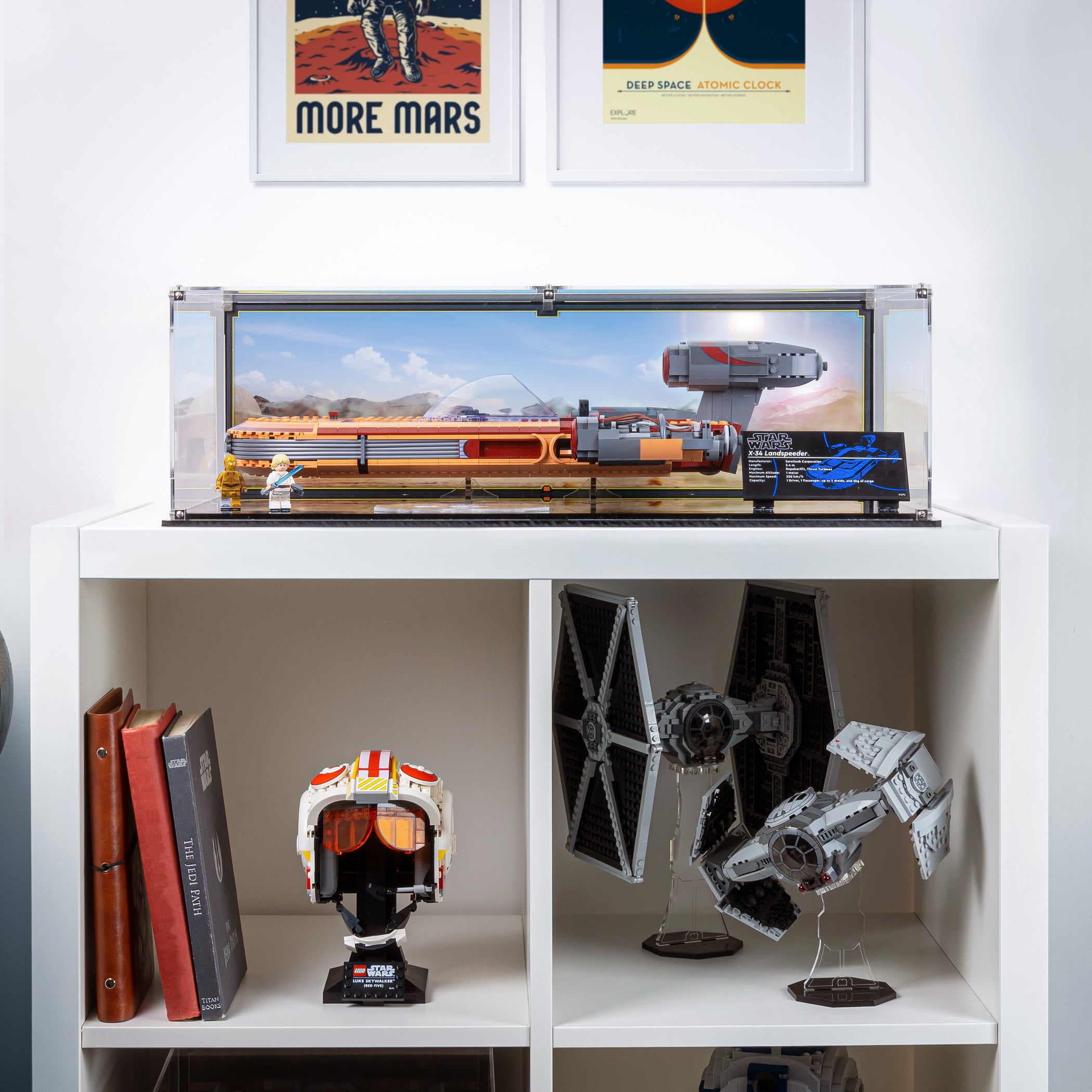 Display Case for LEGO® Star Wars™ UCS Luke Skywalker’s Landspeeder™ (7 ...