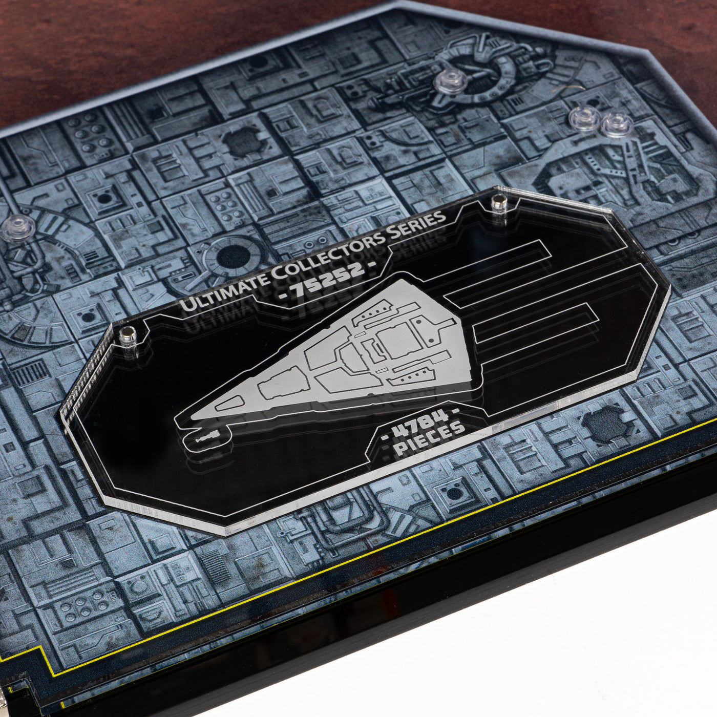 Display Case for LEGO® Star Wars™ UCS Imperial Star Destroyer™ (75252 ...