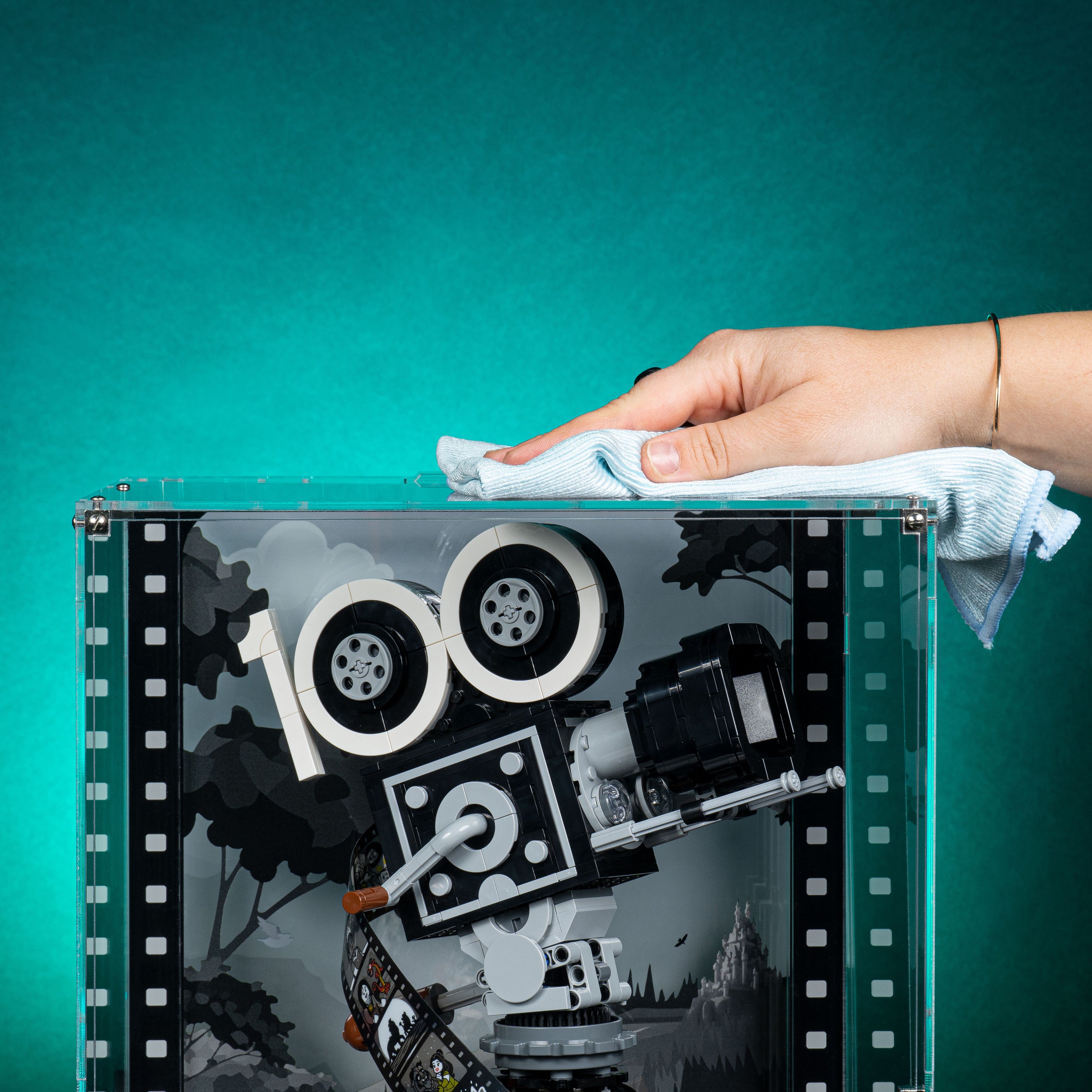 Display Case for LEGO Walt Disney Tribute Camera 43230 — Wicked Brick
