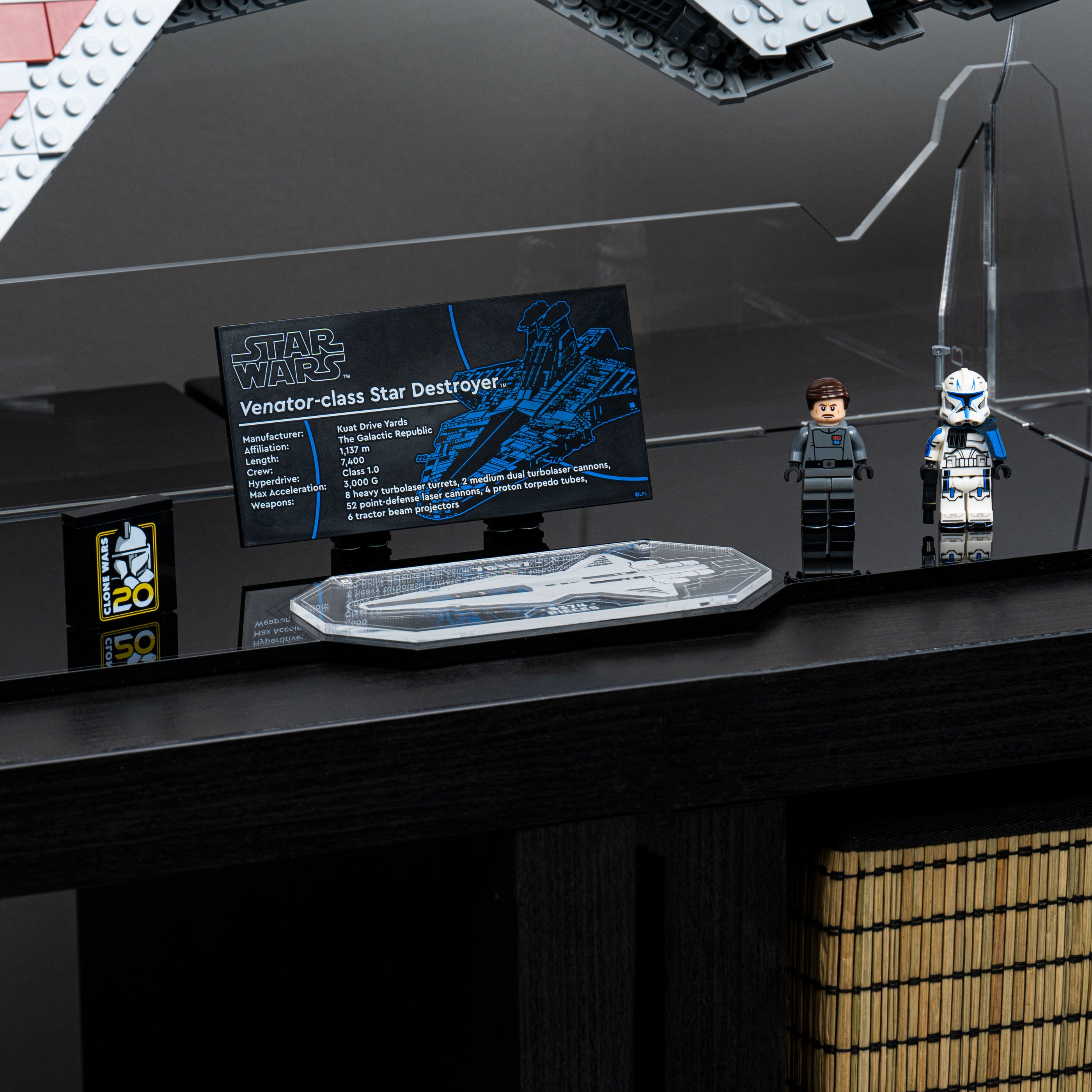 Display Stand for LEGO® Star Wars™ Venator-Class Republic Attack Cruis ...