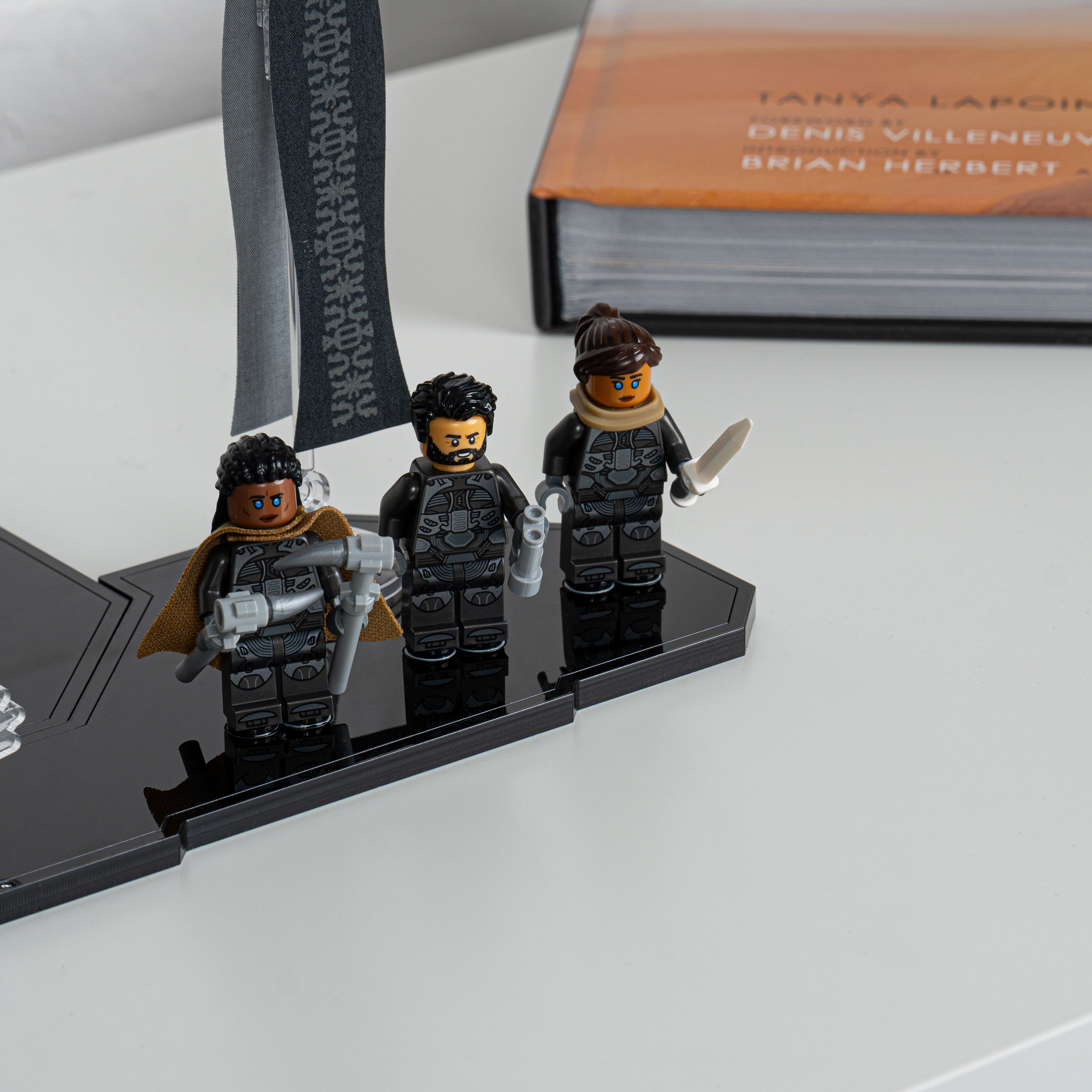 Display Stand for LEGO® Icons Dune Atreides Royal Ornithopter (10327 ...