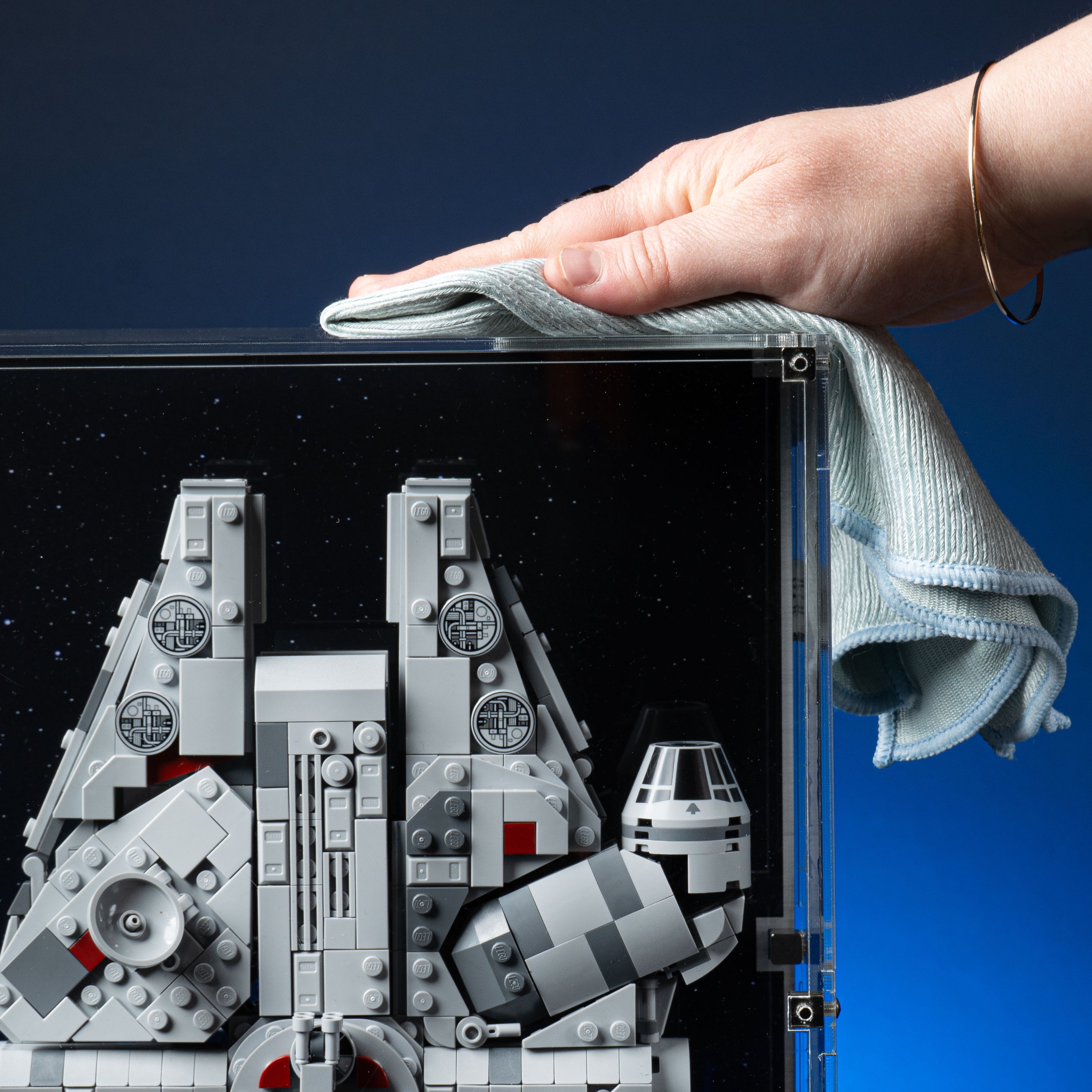 Display Case for LEGO Star Wars Midi Scale Millennium Falcon 75375 ...