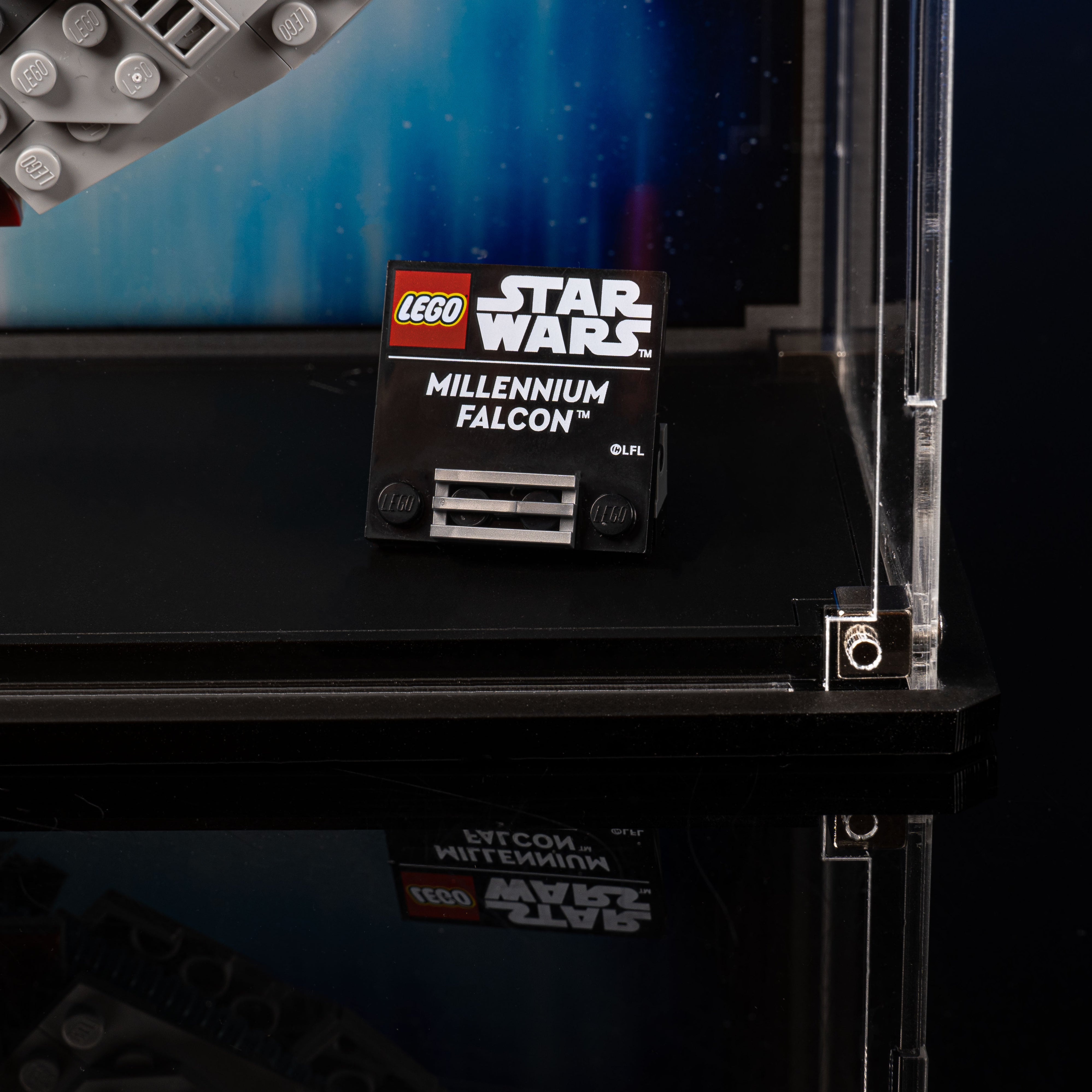 Display Case for LEGO Star Wars Midi Scale Millennium Falcon 75375 ...