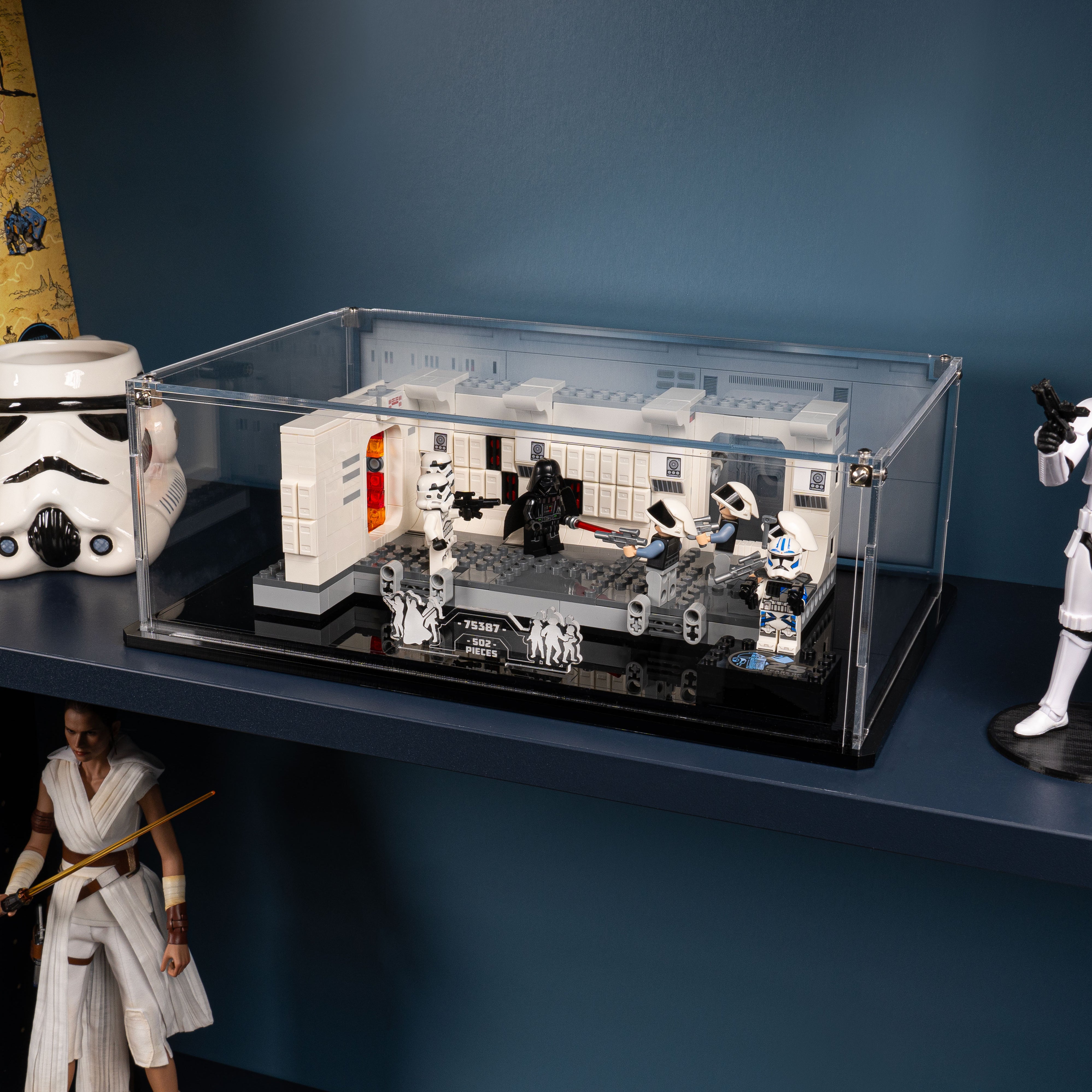 Display Case for LEGO® Star Wars Boarding the Tantive IV™ (75387 ...