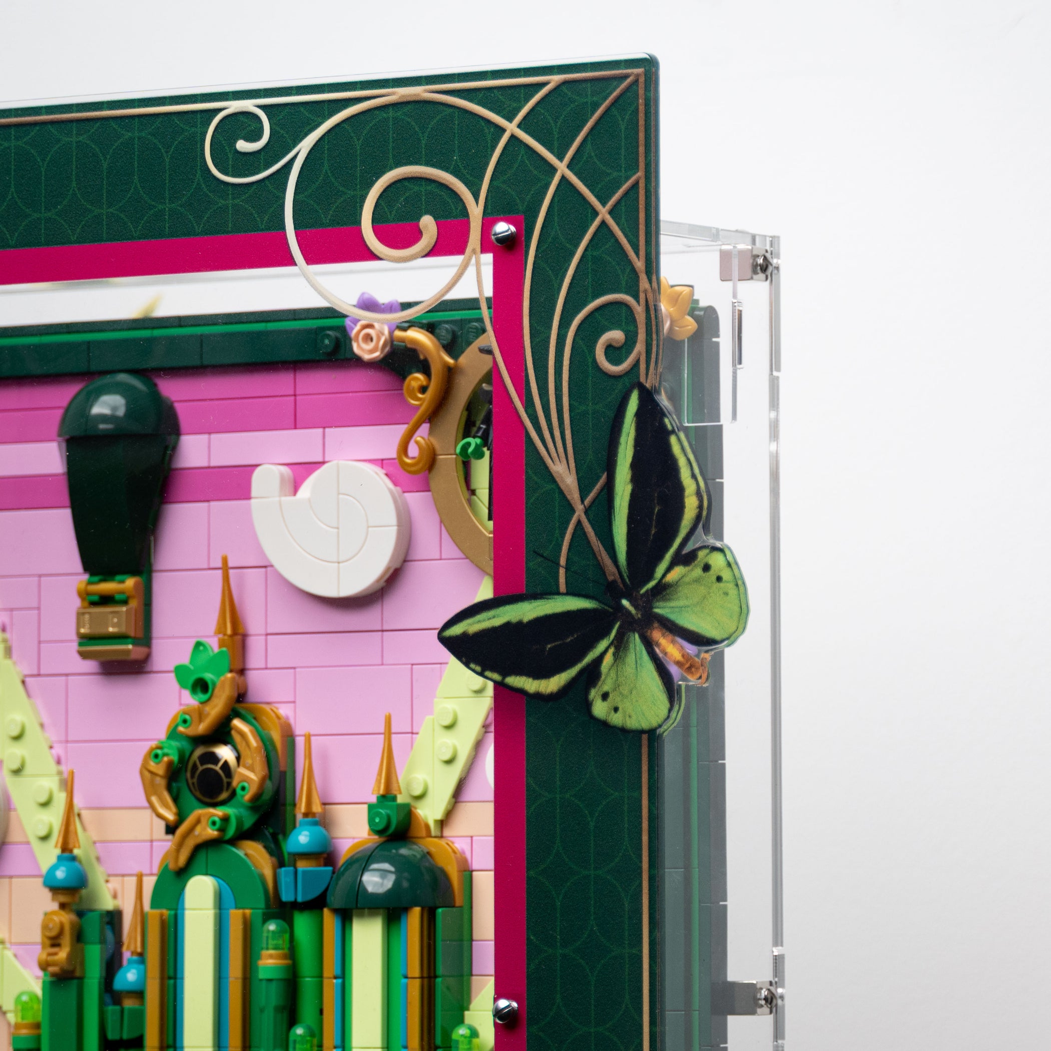 Wall Mounted Display Case for LEGO Wicked Emerald City Wall Art 75685 ...