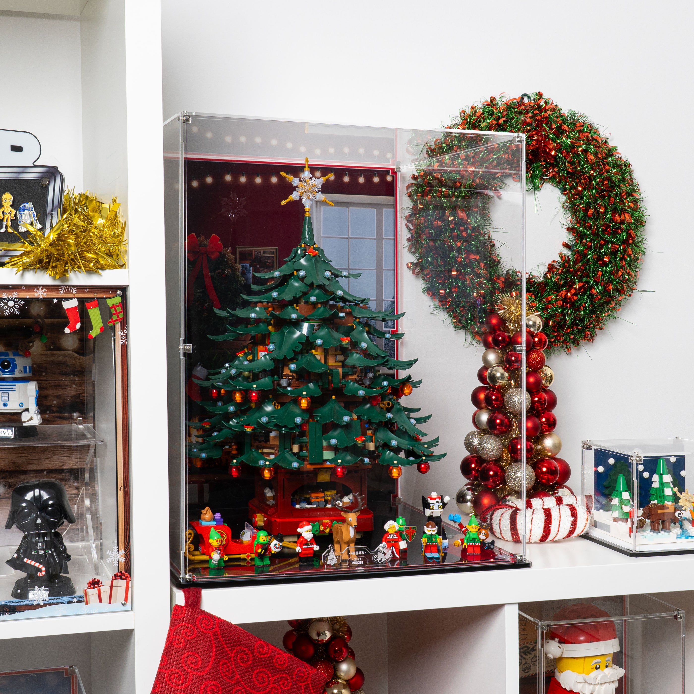 Display Case for LEGO® Family Christmas Tree (41843) — Wicked Brick