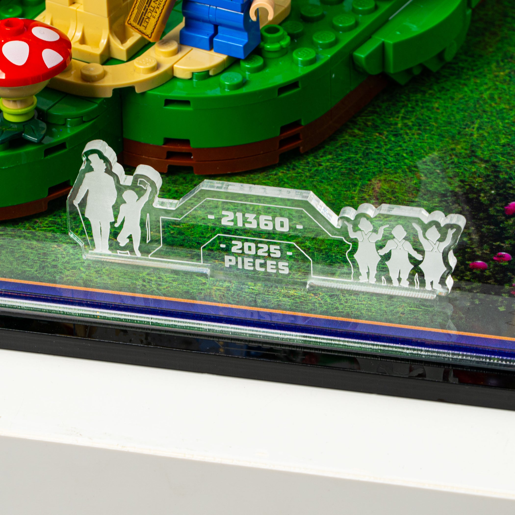 Display Case for LEGO Ideas Willy Wonka & the Chocolate Factory 21360 ...