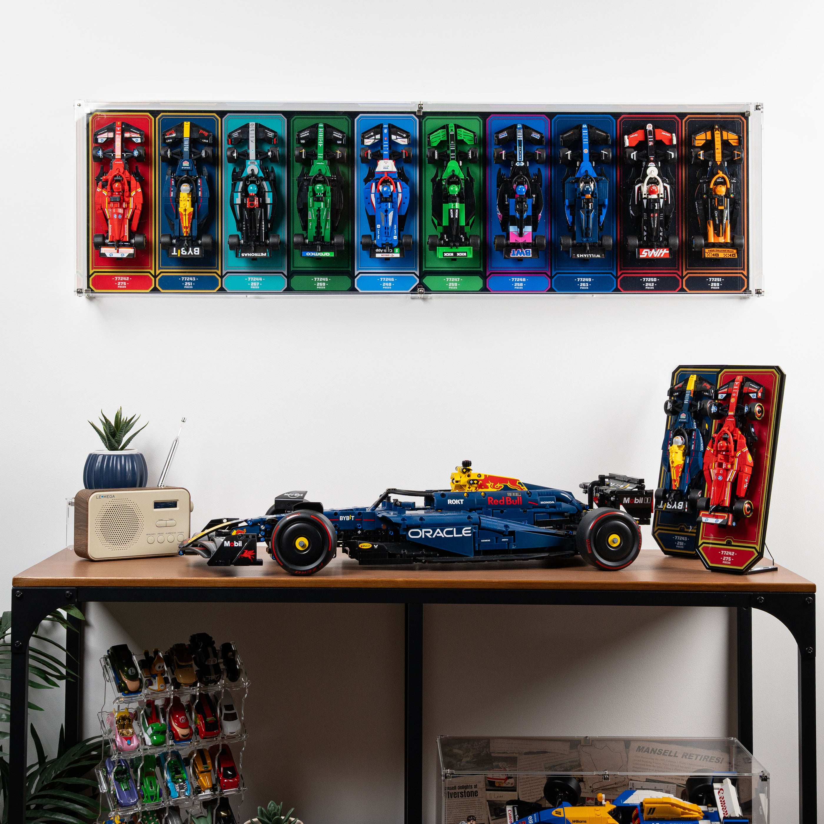 Display Case for 10 x LEGO Speed Champions Formula 1 Range — Wicked Brick