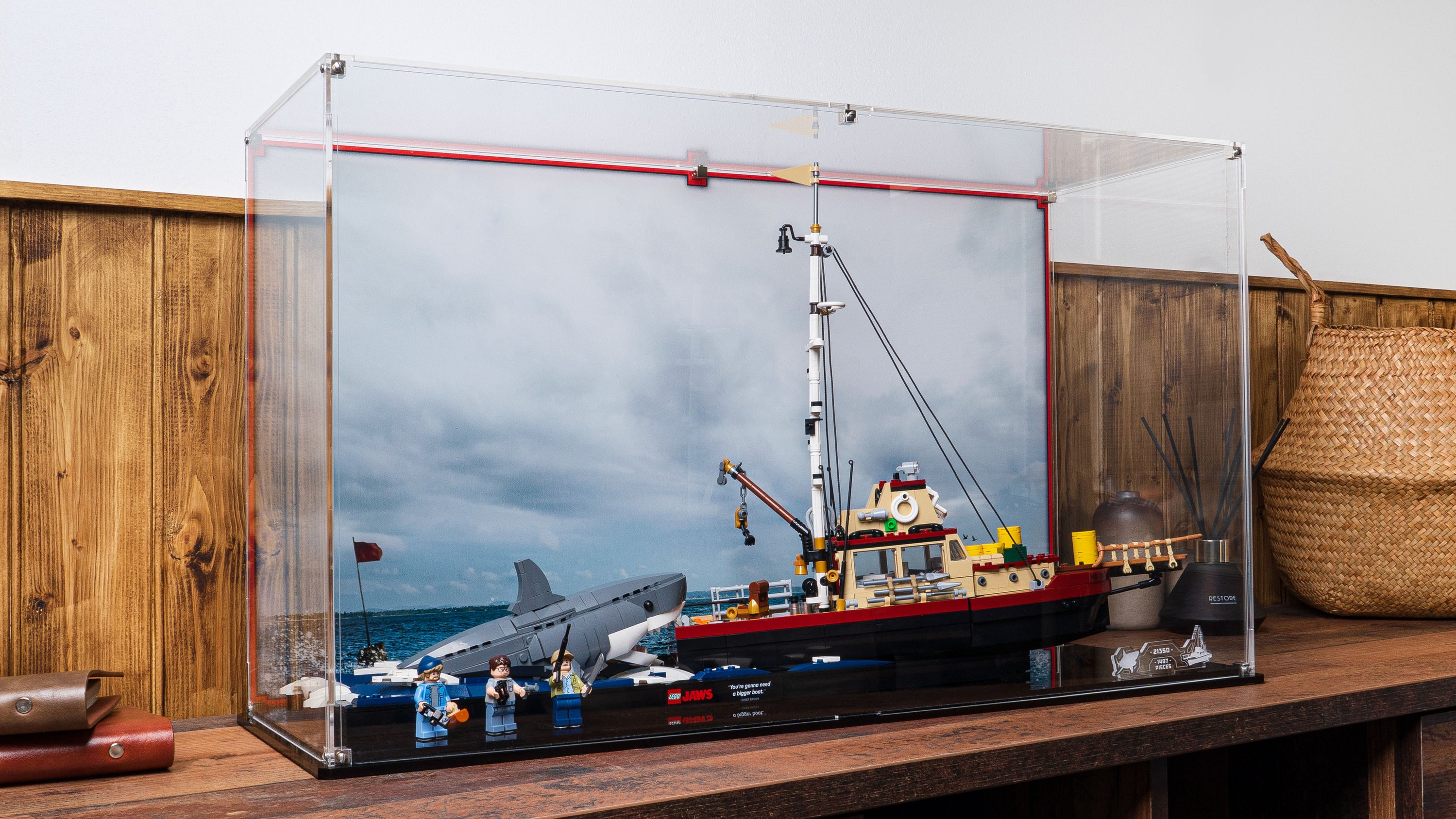 Display Case for LEGO® Ideas Jaws (21350) — Wicked Brick