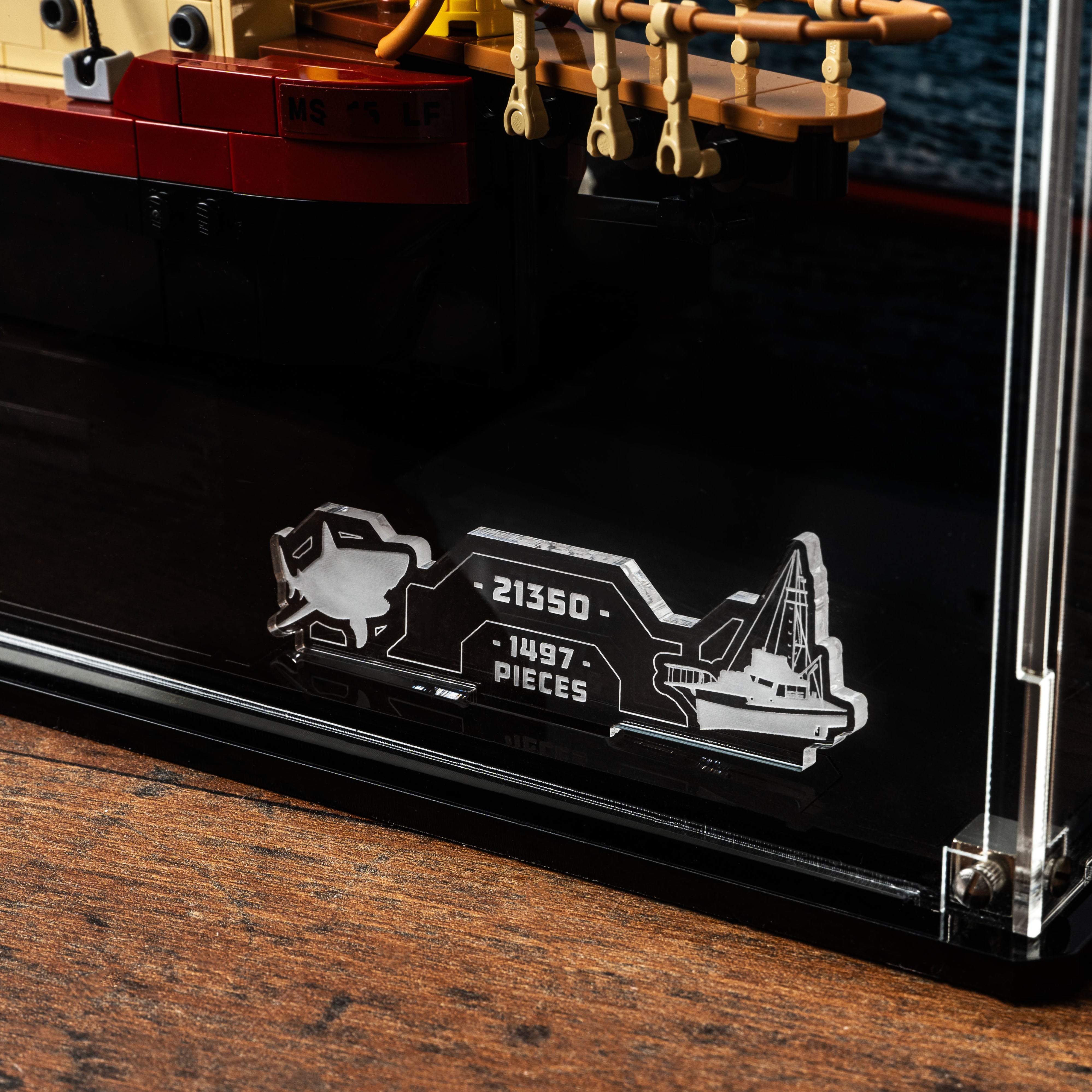 Display Case for LEGO® Ideas Jaws (21350) — Wicked Brick