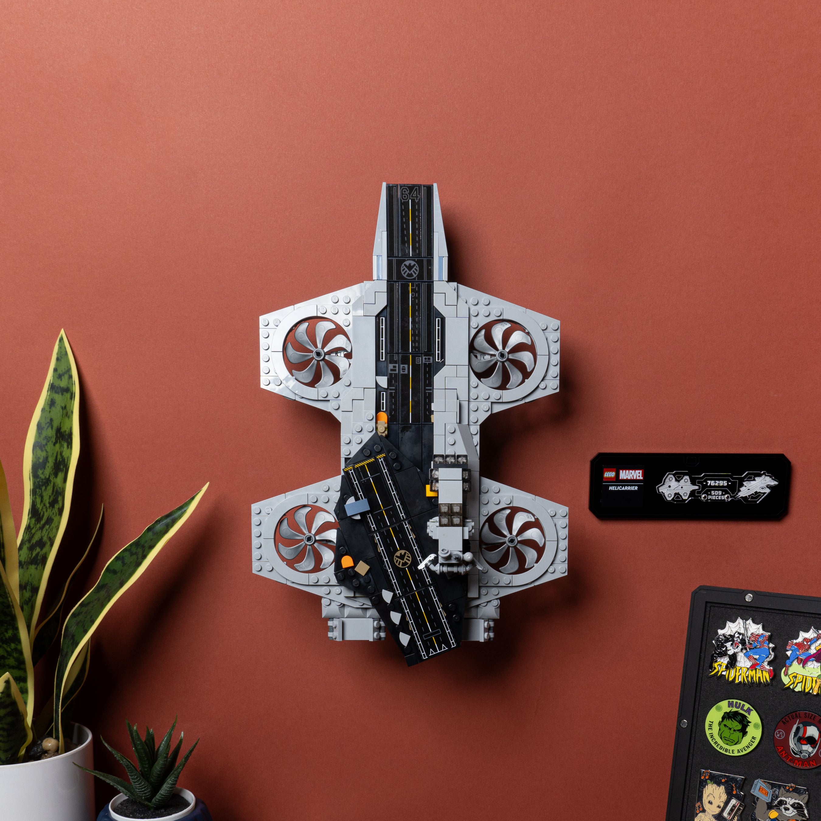 Wall Mounted Display Stand for LEGO® Marvel™ The Avengers Helicarrier ...