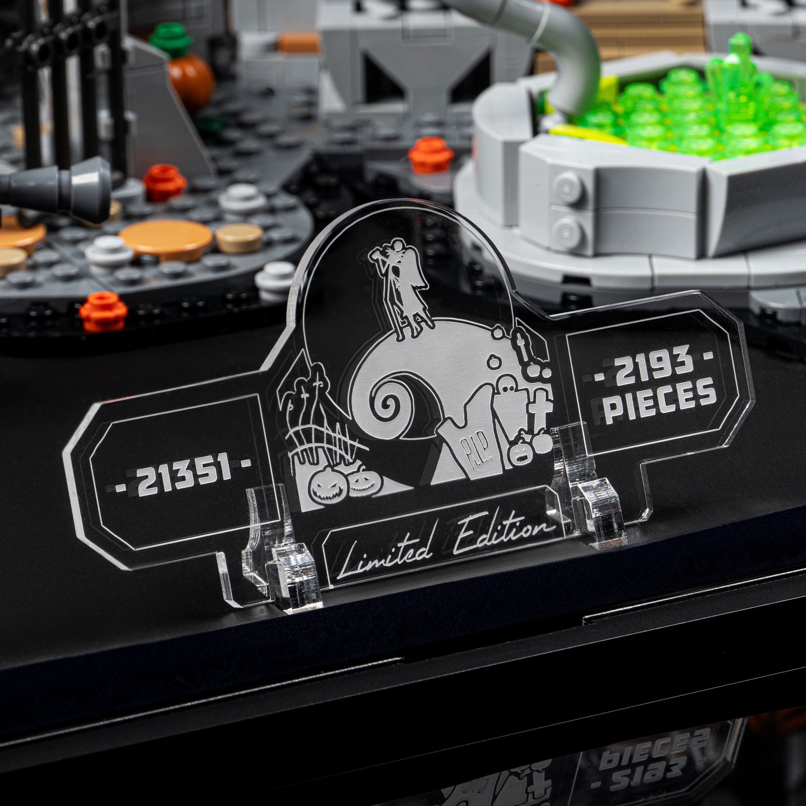 Limited Edition Display Case for LEGO® Ideas: The Nightmare Before Chr ...