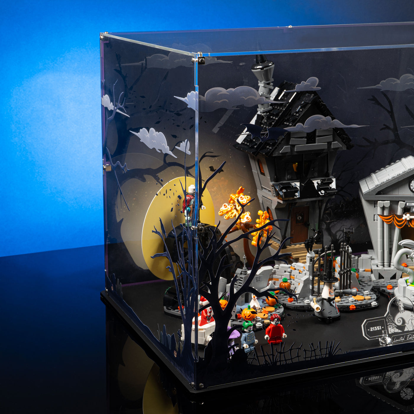 Limited Edition Display Case for LEGO® Ideas: The Nightmare Before Chr ...