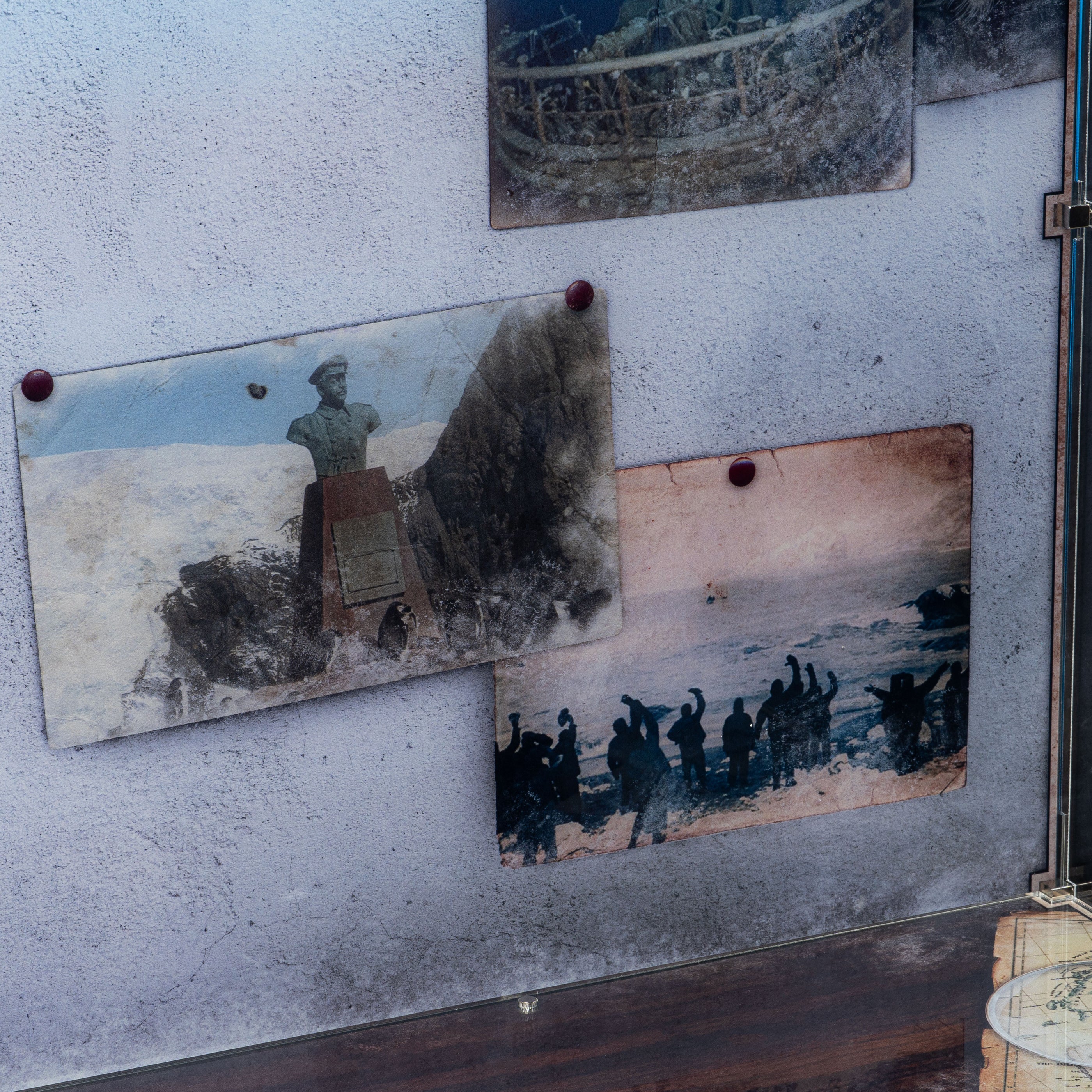 Limited Edition Display Case for LEGO® Icons: The Endurance (10335) an ...