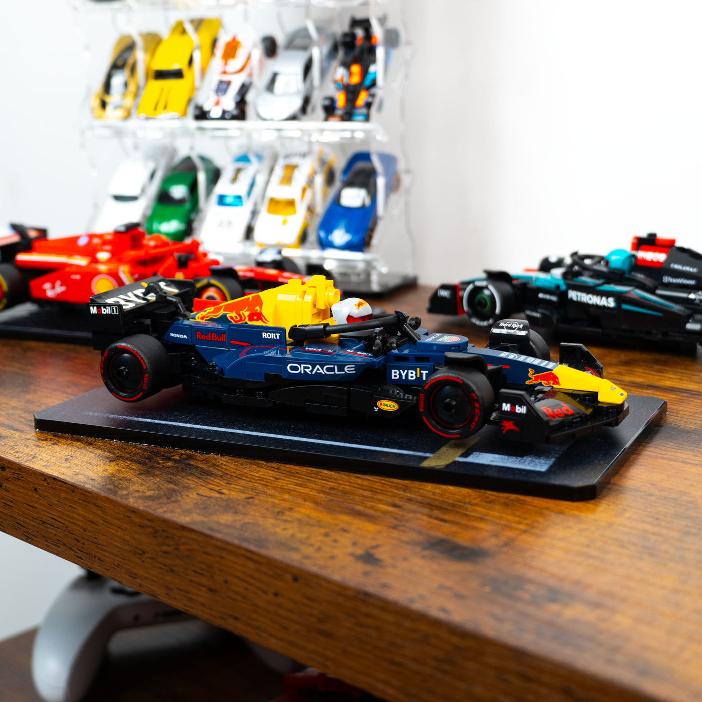 Wall Mountable Display Stand for LEGO® Speed Champions: Formula 1 Rang ...