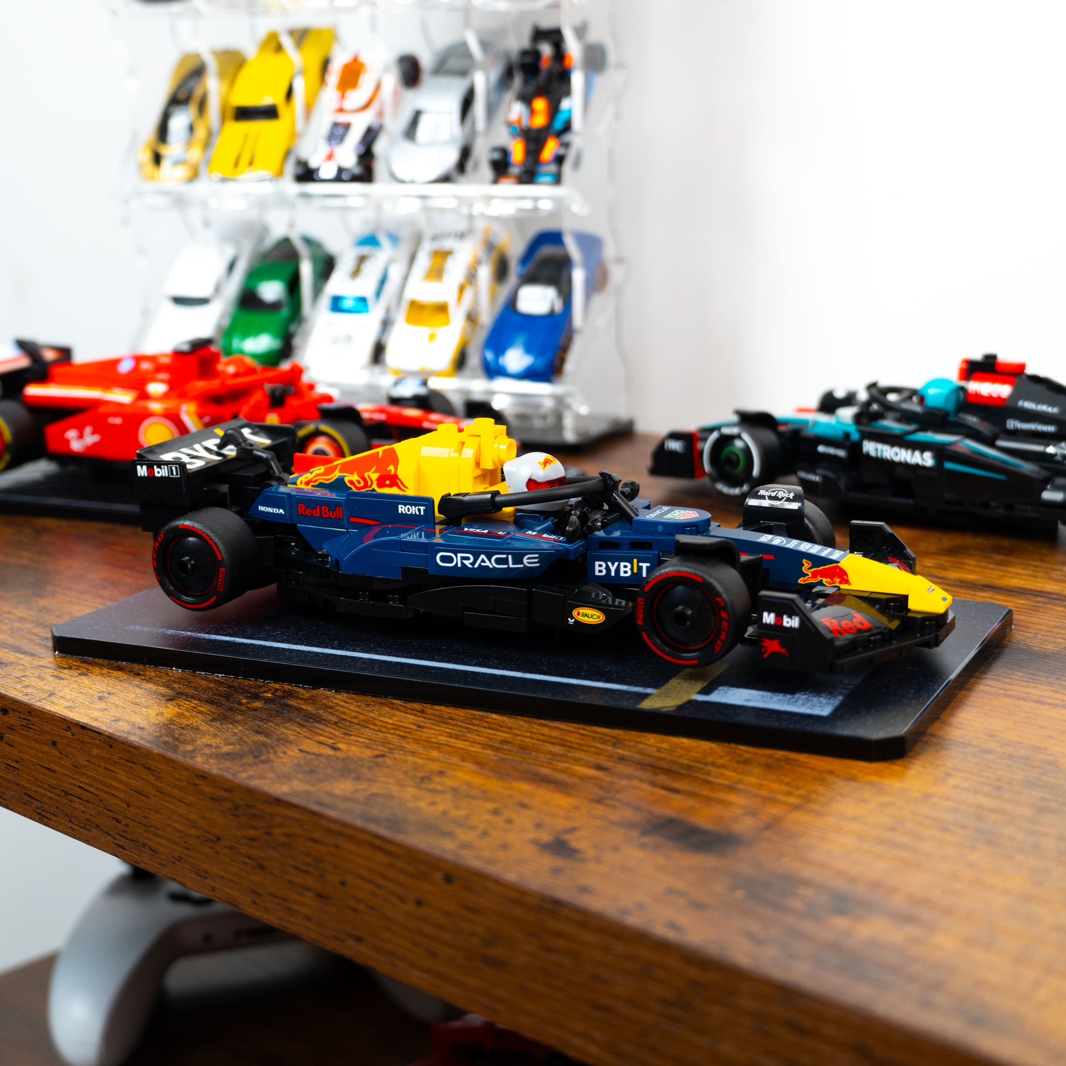 Wall Mountable Display Stand for LEGO® Speed Champions: Formula 1 Rang — Wicked Brick