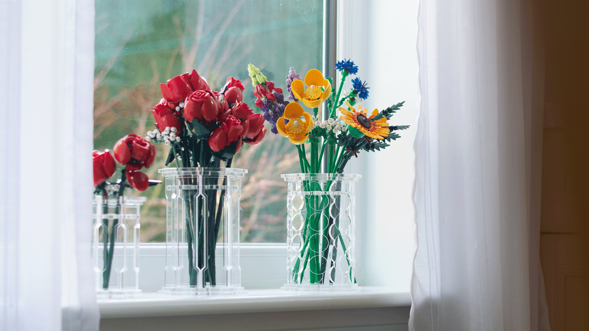 Large Display Vase for LEGO® Flowers - Clear — Wicked Brick