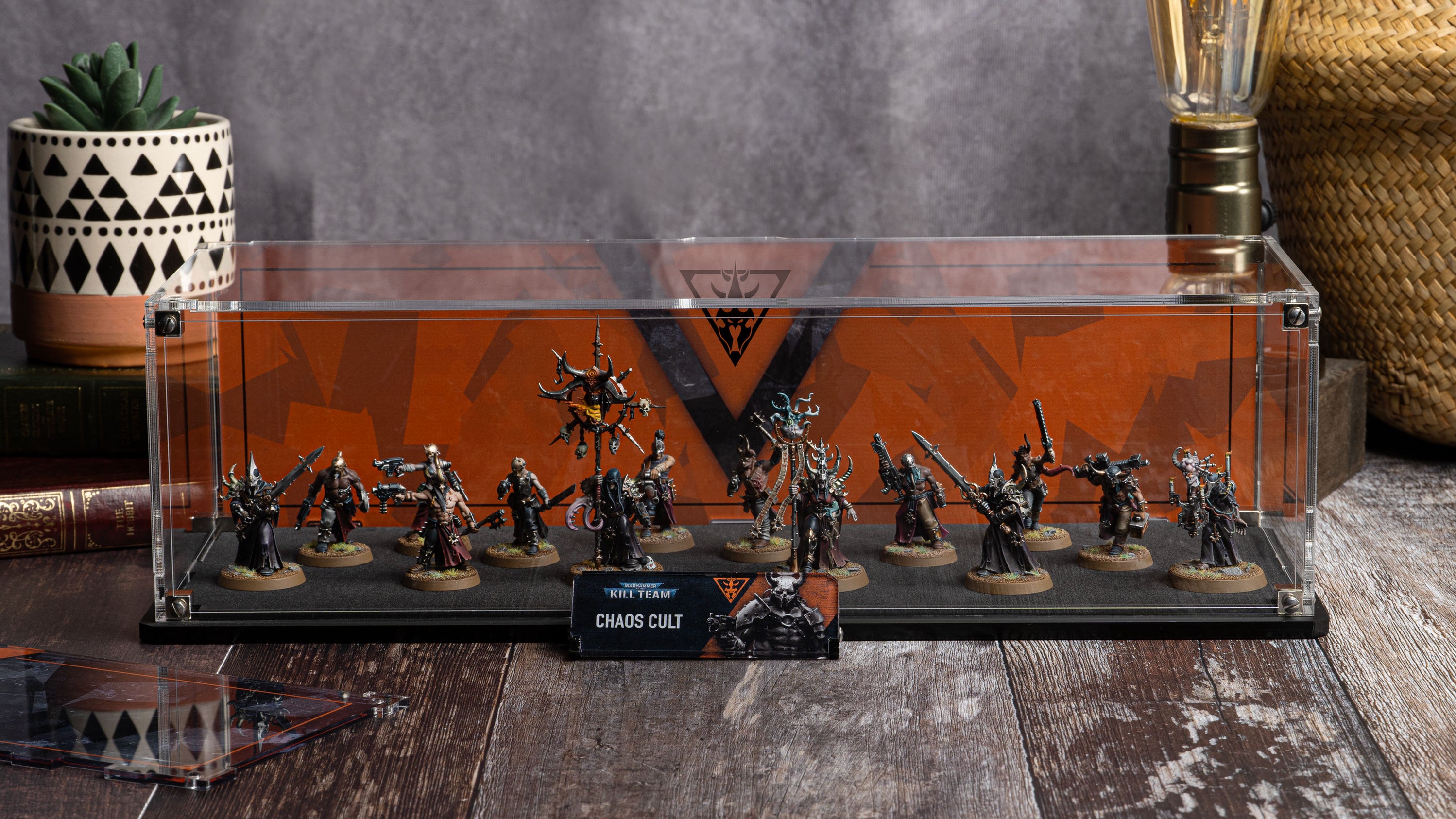 Display Case for Warhammer 40,000 Kill Team Chaos Cult — Wicked Brick
