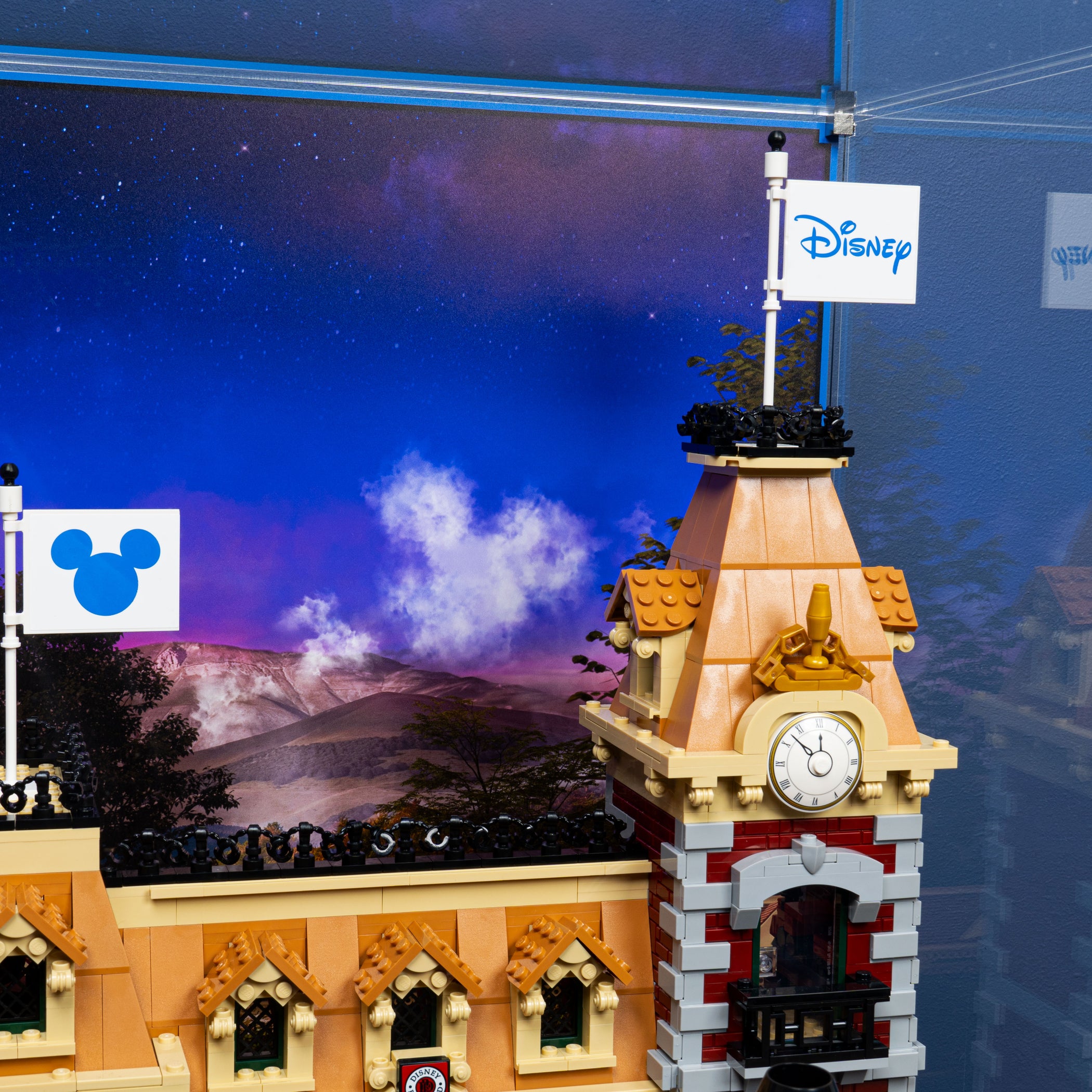 Display Case for LEGO Disney Train and Station 71044 — Wicked Brick