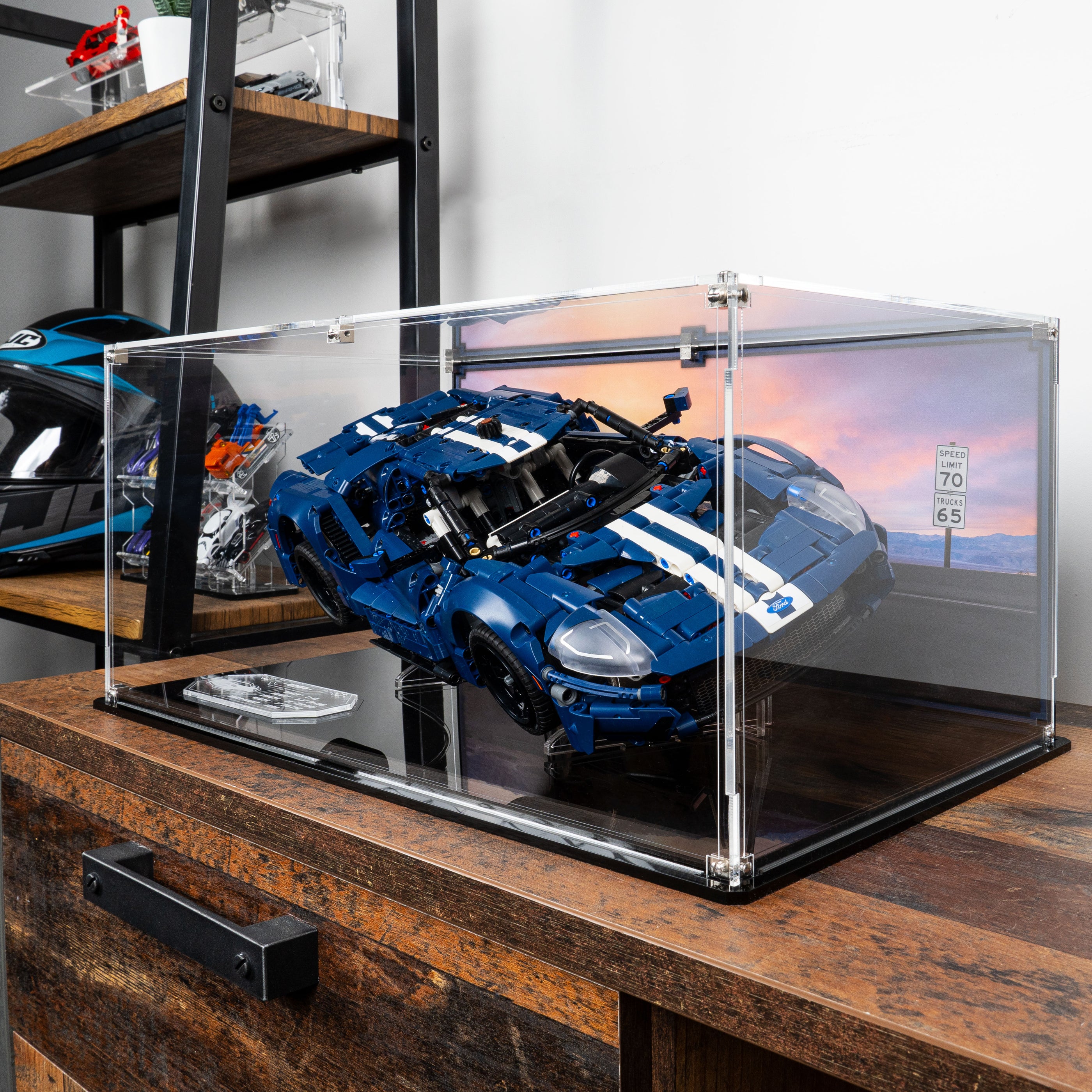 Display Case for LEGO Technic 2022 Ford GT 42154 — Wicked Brick