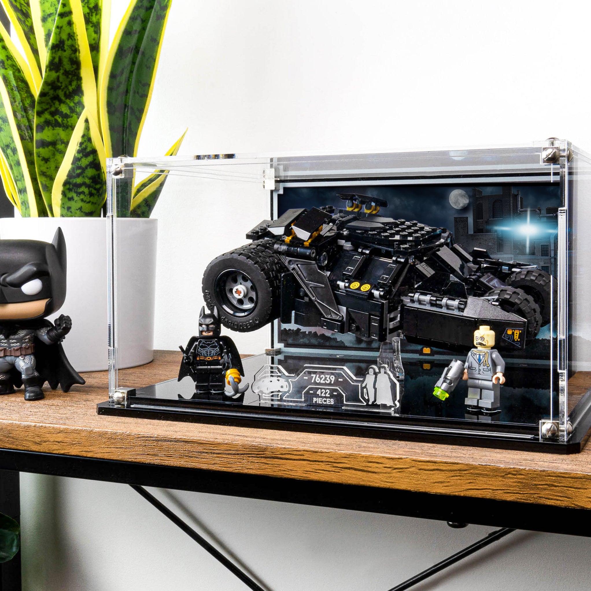 Display Case for LEGO® DC Batman™ Batmobile™ Tumbler: Scarecrow™ Showd ...
